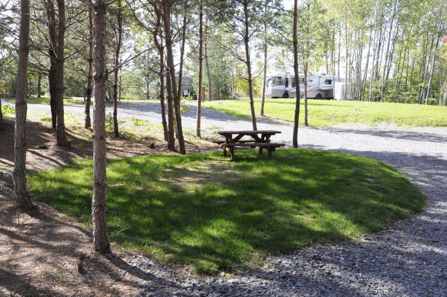 Camping 2 services - Camping Aventure Mégantic